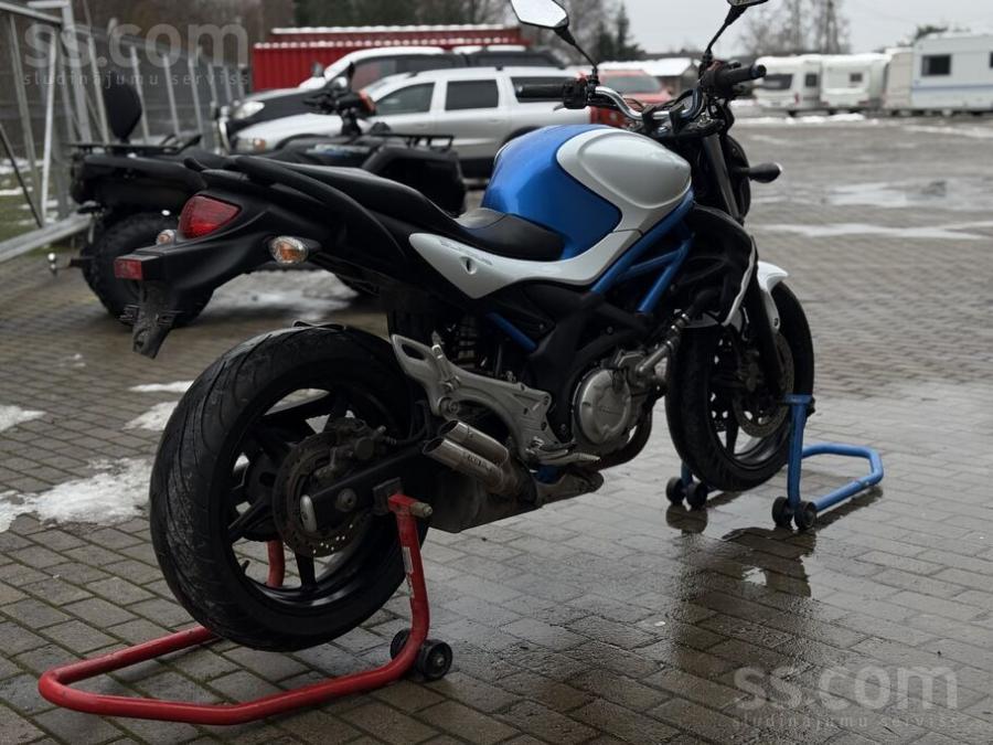 Suzuki Gladius 650 2009 in Tallinn, with an engine capacity of 0.65 L and mileage of 0 thousand km for 3190 €, photo 6 on AUTOMOTO.COM.LV