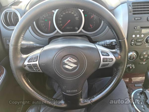 Smilšu krāsa Suzuki grand-vitara 2006 Tallina, ar dzinēja tilpumu 2.00 L un nobraukumu 203 tūkst. km par 4999 €, foto 7 vietnē AUTOMOTO.COM.LV