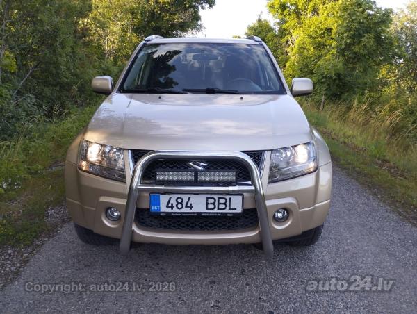 Beige Suzuki grand-vitara 2008 in Tallinn, with an engine capacity of 2.00 L and mileage of 220 thousand km for 4200 €, photo 1 on AUTOMOTO.COM.LV