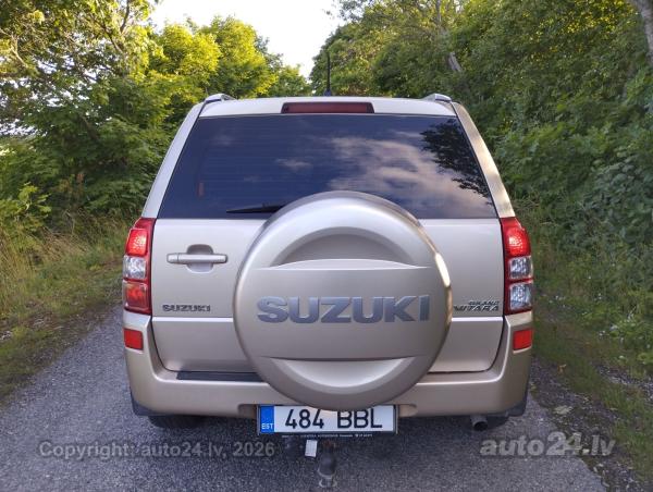 Beige Suzuki grand-vitara 2008 in Tallinn, with an engine capacity of 2.00 L and mileage of 220 thousand km for 4200 €, photo 4 on AUTOMOTO.COM.LV