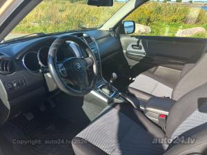Smilšu krāsa Suzuki grand-vitara 2008 Tallina, ar dzinēja tilpumu 1.90 L un nobraukumu 253 tūkst. km par 4999 €, foto 10 vietnē AUTOMOTO.COM.LV
