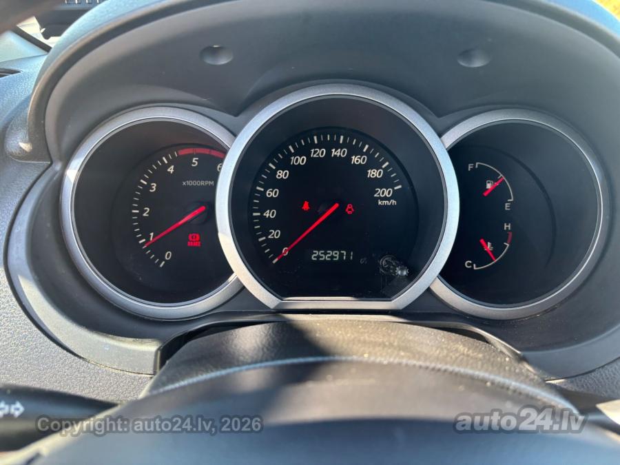 Бежевый Сузуки Гранд Витара 2008 в Таллин, объемом двигателя 1.90 л и пробегом 253 тыс. км за 4999 €, фото 16 на AUTOMOTO.COM.LV