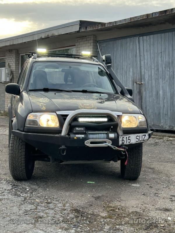 Black Suzuki grand-vitara 1998 in Paide, with an engine capacity of 2.50 L and mileage of 188 thousand km for 9500 €, photo 6 on AUTOMOTO.COM.LV