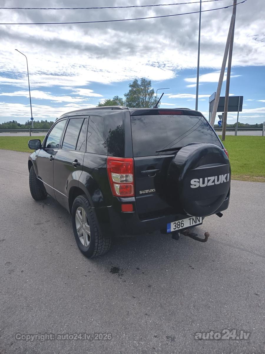 Melns Suzuki grand-vitara 2006 Tartu, ar dzinēja tilpumu 1.90 L un nobraukumu 346 tūkst. km par 3300 €, foto 4 vietnē AUTOMOTO.COM.LV