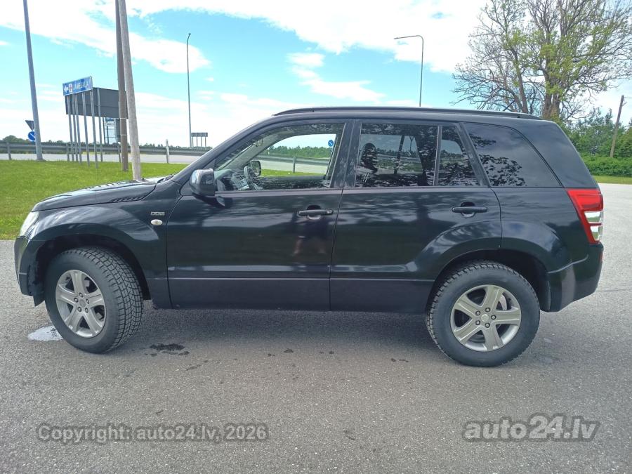 Melns Suzuki grand-vitara 2006 Tartu, ar dzinēja tilpumu 1.90 L un nobraukumu 346 tūkst. km par 3300 €, foto 7 vietnē AUTOMOTO.COM.LV