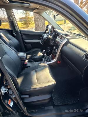 Melns Suzuki grand-vitara 2006 Tartu, ar dzinēja tilpumu 1.90 L un nobraukumu 346 tūkst. km par 3300 €, foto 8 vietnē AUTOMOTO.COM.LV