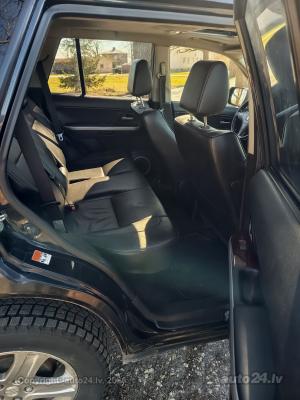 Melns Suzuki grand-vitara 2006 Tartu, ar dzinēja tilpumu 1.90 L un nobraukumu 346 tūkst. km par 3300 €, foto 9 vietnē AUTOMOTO.COM.LV