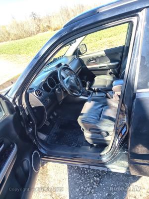 Melns Suzuki grand-vitara 2006 Tartu, ar dzinēja tilpumu 1.90 L un nobraukumu 346 tūkst. km par 3300 €, foto 11 vietnē AUTOMOTO.COM.LV