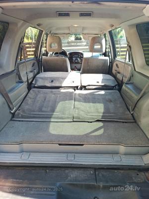 Melns Suzuki grand-vitara 2006 Tallina, ar dzinēja tilpumu 2.00 L un nobraukumu 246 tūkst. km par 2999 €, foto 7 vietnē AUTOMOTO.COM.LV