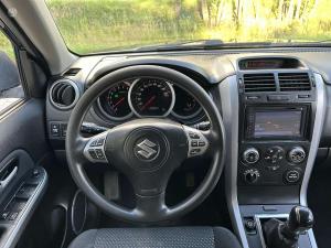 Melns Suzuki grand-vitara 2006 Viļņa, ar dzinēja tilpumu 2.00 L un nobraukumu 230 tūkst. km par 3200 €, foto 10 vietnē AUTOMOTO.COM.LV