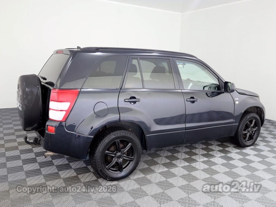 Black Suzuki grand-vitara 2006 in Tallinn, with an engine capacity of 1.90 L and mileage of 255 thousand km for 1999 €, photo 4 on AUTOMOTO.COM.LV
