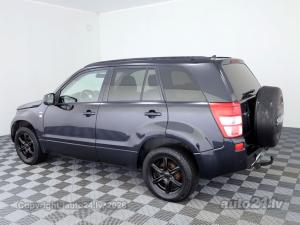 Black Suzuki grand-vitara 2006 in Tallinn, with an engine capacity of 1.90 L and mileage of 255 thousand km for 1999 €, photo 5 on AUTOMOTO.COM.LV