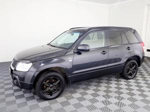 Black Suzuki grand-vitara 2006 in Tallinn, with an engine capacity of 1.90 L and mileage of 255 thousand km for 1999 €, photo 10 on AUTOMOTO.COM.LV