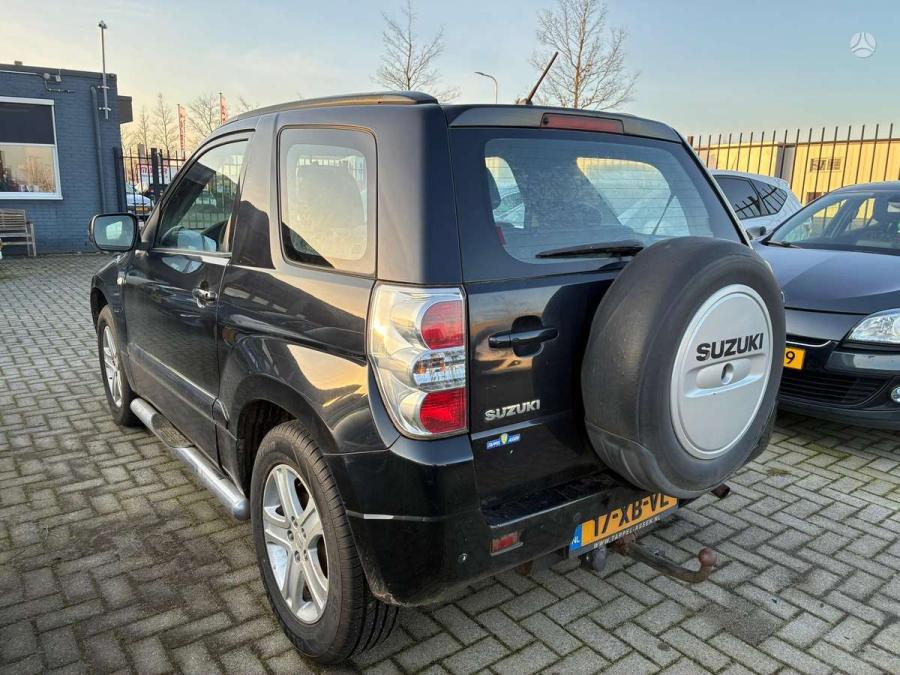 Melns Suzuki grand-vitara 2007 Kauņa, ar dzinēja tilpumu 1.90 L un nobraukumu 215 tūkst. km par 4350 €, foto 6 vietnē AUTOMOTO.COM.LV
