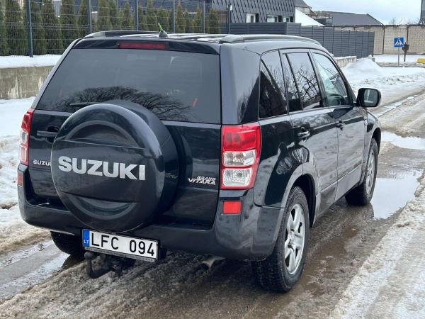 Melns Suzuki grand-vitara 2007 Ukmergė, ar dzinēja tilpumu 1.90 L un nobraukumu 211 tūkst. km par 2750 €, foto 3 vietnē AUTOMOTO.COM.LV
