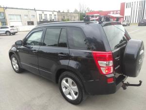 Black Suzuki grand-vitara 2007 in Kretinga, with an engine capacity of 1.90 L and mileage of 423 thousand km for 2850 €, photo 7 on AUTOMOTO.COM.LV