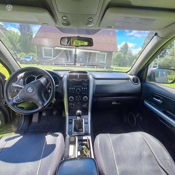 Melns Suzuki grand-vitara 2007 Utena, ar dzinēja tilpumu 2.00 L un nobraukumu 316 tūkst. km par 1150 €, foto 7 vietnē AUTOMOTO.COM.LV