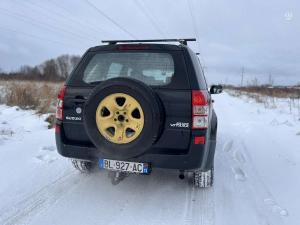 Melns Suzuki grand-vitara 2008 Šauļi, ar dzinēja tilpumu 1.87 L un nobraukumu 240 tūkst. km par 3100 €, foto 6 vietnē AUTOMOTO.COM.LV