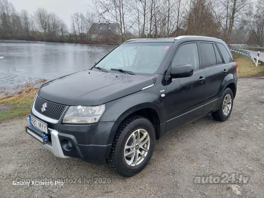Melns Suzuki grand-vitara 2008 Rakvere, ar dzinēja tilpumu 1.90 L un nobraukumu 236 tūkst. km par 3100 €, foto 2 vietnē AUTOMOTO.COM.LV