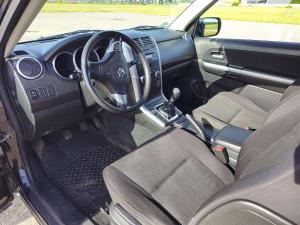 Melns Suzuki grand-vitara 2009 Kauņa, ar dzinēja tilpumu 1.87 L un nobraukumu 99 tūkst. km par 3500 €, foto 8 vietnē AUTOMOTO.COM.LV