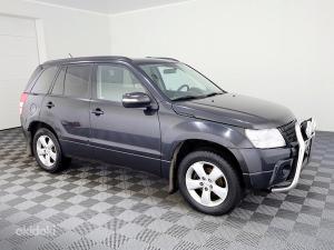 Black Suzuki grand-vitara 2010 in Tallinn, with an engine capacity of 2.40 L and mileage of 212 thousand km for 1399 €, photo  on AUTOMOTO.COM.LV
