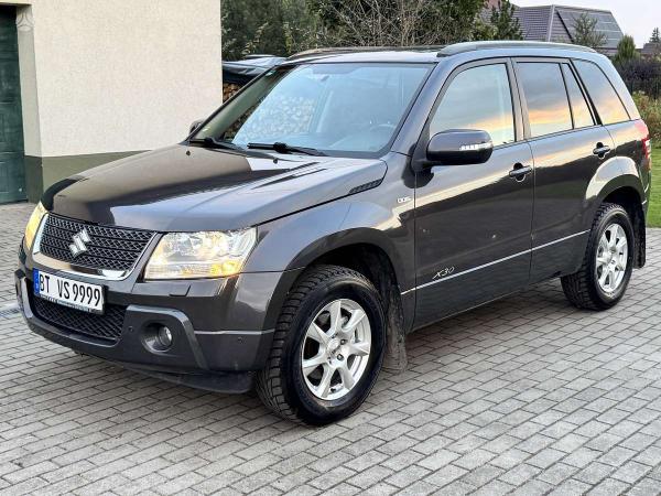 Melns Suzuki grand-vitara 2011 Rokiškis, ar dzinēja tilpumu 1.87 L un nobraukumu 290 tūkst. km par 4950 €, foto 3 vietnē AUTOMOTO.COM.LV