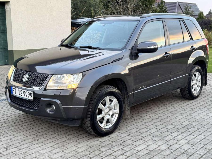 Черный Сузуки Гранд Витара 2011 в Рокишкис, объемом двигателя 1.87 л и пробегом 290 тыс. км за 4950 €, фото 3 на AUTOMOTO.COM.LV