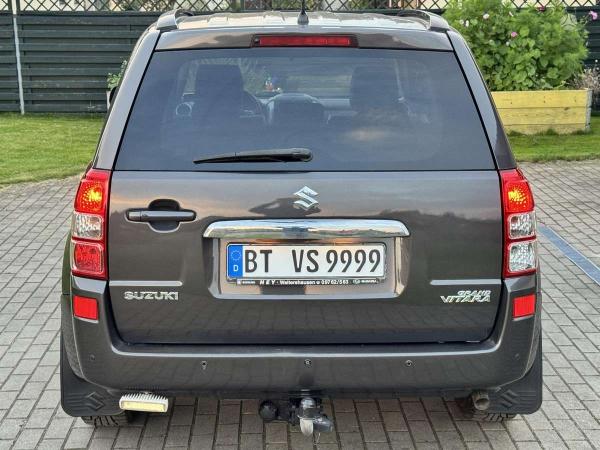 Melns Suzuki grand-vitara 2011 Rokiškis, ar dzinēja tilpumu 1.87 L un nobraukumu 290 tūkst. km par 4950 €, foto 6 vietnē AUTOMOTO.COM.LV