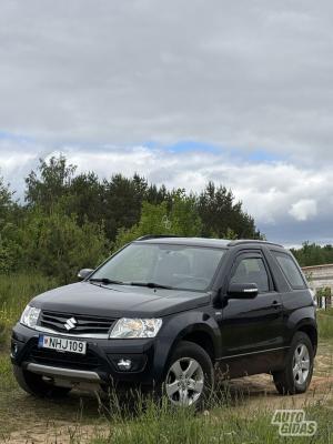 Black Suzuki grand-vitara 2014 in Vilnius, with an engine capacity of 1.90 L and mileage of 167 thousand km for 6400 €, photo  on AUTOMOTO.COM.LV