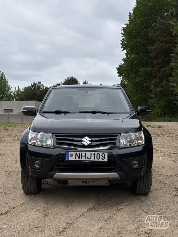 Black Suzuki grand-vitara 2014 in Vilnius, with an engine capacity of 1.90 L and mileage of 167 thousand km for 6400 €, photo 3 on AUTOMOTO.COM.LV
