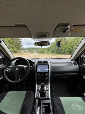 Black Suzuki grand-vitara 2014 in Vilnius, with an engine capacity of 1.90 L and mileage of 167 thousand km for 6400 €, photo 10 on AUTOMOTO.COM.LV