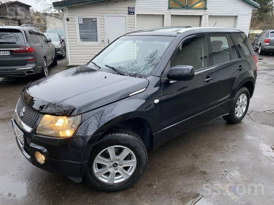 Blue Suzuki grand-vitara 2008 in Riga, with an engine capacity of 1.90 L and mileage of 334 thousand km for 2900 €, photo 4 on AUTOMOTO.COM.LV