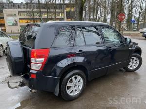 Blue Suzuki grand-vitara 2008 in Riga, with an engine capacity of 1.90 L and mileage of 334 thousand km for 2900 €, photo 8 on AUTOMOTO.COM.LV