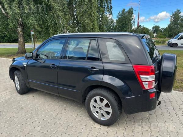 Zils Suzuki grand-vitara 2008 Rīga, ar dzinēja tilpumu 1.90 L un nobraukumu 338 tūkst. km par 2999 €, foto 7 vietnē AUTOMOTO.COM.LV