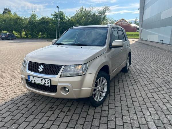 Brown Suzuki grand-vitara 2008 in Dobele, with an engine capacity of 2.00 L and mileage of 260 thousand km for 3550 €, photo 2 on AUTOMOTO.COM.LV
