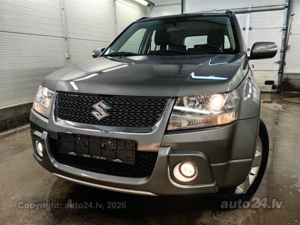 Brown Suzuki grand-vitara 2009 in Viljandi, with an engine capacity of 2.40 L and mileage of 102 thousand km for 5990 €, photo 2 on AUTOMOTO.COM.LV