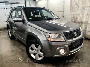 Brown Suzuki grand-vitara 2009 in Viljandi, with an engine capacity of 2.40 L and mileage of 102 thousand km for 5990 €, photo 4 on AUTOMOTO.COM.LV