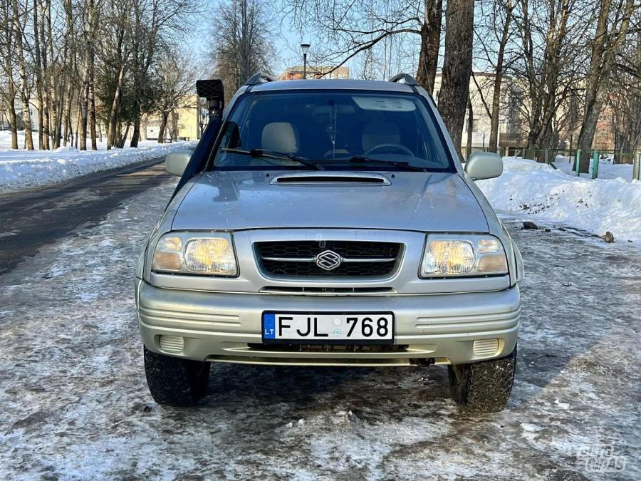 Suzuki grand-vitara 2000 in Silute, with an engine capacity of 2.00 L and mileage of 275 thousand km for 2999 €, photo 3 on AUTOMOTO.COM.LV