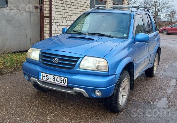 Suzuki grand-vitara 2003 Liepāja, ar dzinēja tilpumu 2.00 L un nobraukumu 350 tūkst. km par 950 €, foto 2 vietnē AUTOMOTO.COM.LV