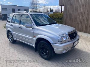 Suzuki grand-vitara 2004 Tallina, ar dzinēja tilpumu 2.00 L un nobraukumu 124 tūkst. km par 3700 €, foto 3 vietnē AUTOMOTO.COM.LV
