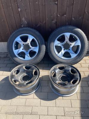 Suzuki grand-vitara 2004 Tallina, ar dzinēja tilpumu 2.00 L un nobraukumu 124 tūkst. km par 3700 €, foto 11 vietnē AUTOMOTO.COM.LV