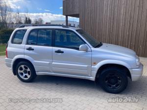 Suzuki grand-vitara 2004 Tallina, ar dzinēja tilpumu 2.00 L un nobraukumu 124 tūkst. km par 3700 €, foto 14 vietnē AUTOMOTO.COM.LV