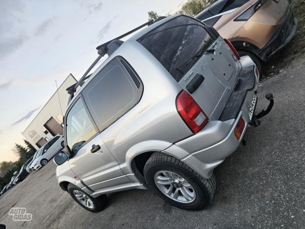 Suzuki grand-vitara 2005 Utena, ar dzinēja tilpumu 2.00 L un nobraukumu 194 tūkst. km par 4900 €, foto 4 vietnē AUTOMOTO.COM.LV