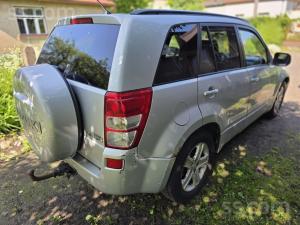 Suzuki grand-vitara 2006 in Riga, with an engine capacity of 1.90 L and mileage of 220 thousand km for 1700 €, photo 3 on AUTOMOTO.COM.LV