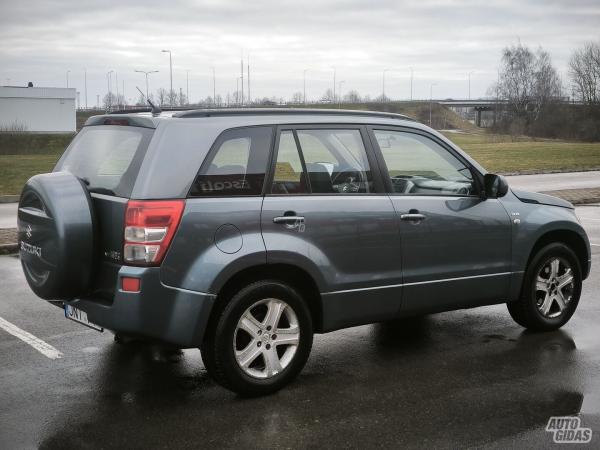 Suzuki grand-vitara 2006 in Telschi, with an engine capacity of 1.90 L and mileage of 282 thousand km for 2300 €, photo 5 on AUTOMOTO.COM.LV