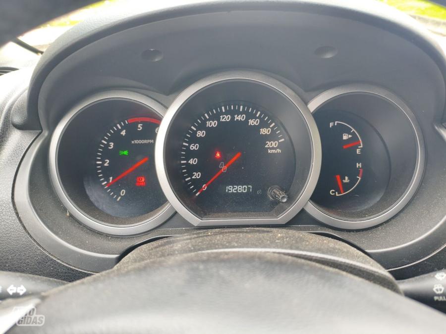 Сузуки Гранд Витара 2007 в Висагинас, объемом двигателя 1.90 л и пробегом 193 тыс. км за 3400 €, фото 16 на AUTOMOTO.COM.LV