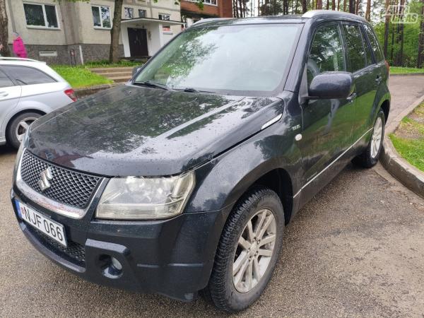 Сузуки Гранд Витара 2007 в Висагинас, объемом двигателя 1.90 л и пробегом 193 тыс. км за 3400 €, фото 1 на AUTOMOTO.COM.LV
