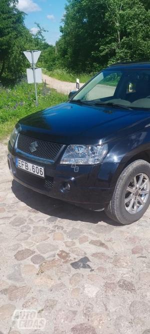 Suzuki grand-vitara 2007 Viļņa, ar dzinēja tilpumu 2.70 L un nobraukumu 166 tūkst. km par 3700 €, foto  vietnē AUTOMOTO.COM.LV