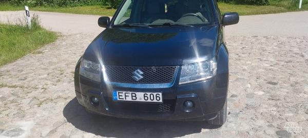 Suzuki grand-vitara 2007 in Vilnius, with an engine capacity of 2.70 L and mileage of 166 thousand km for 3700 €, photo 5 on AUTOMOTO.COM.LV