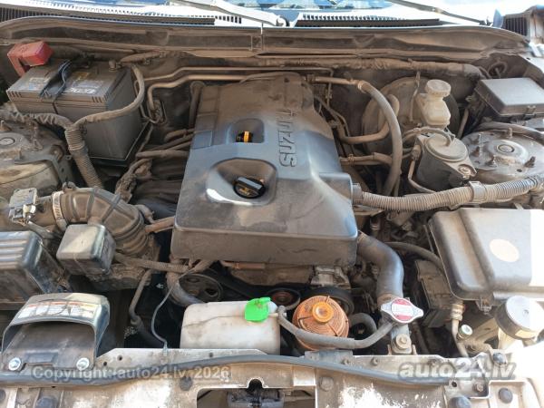 Suzuki grand-vitara 2007 in Tallinn, with an engine capacity of 2.00 L and mileage of 344 thousand km for 1500 €, photo 8 on AUTOMOTO.COM.LV
